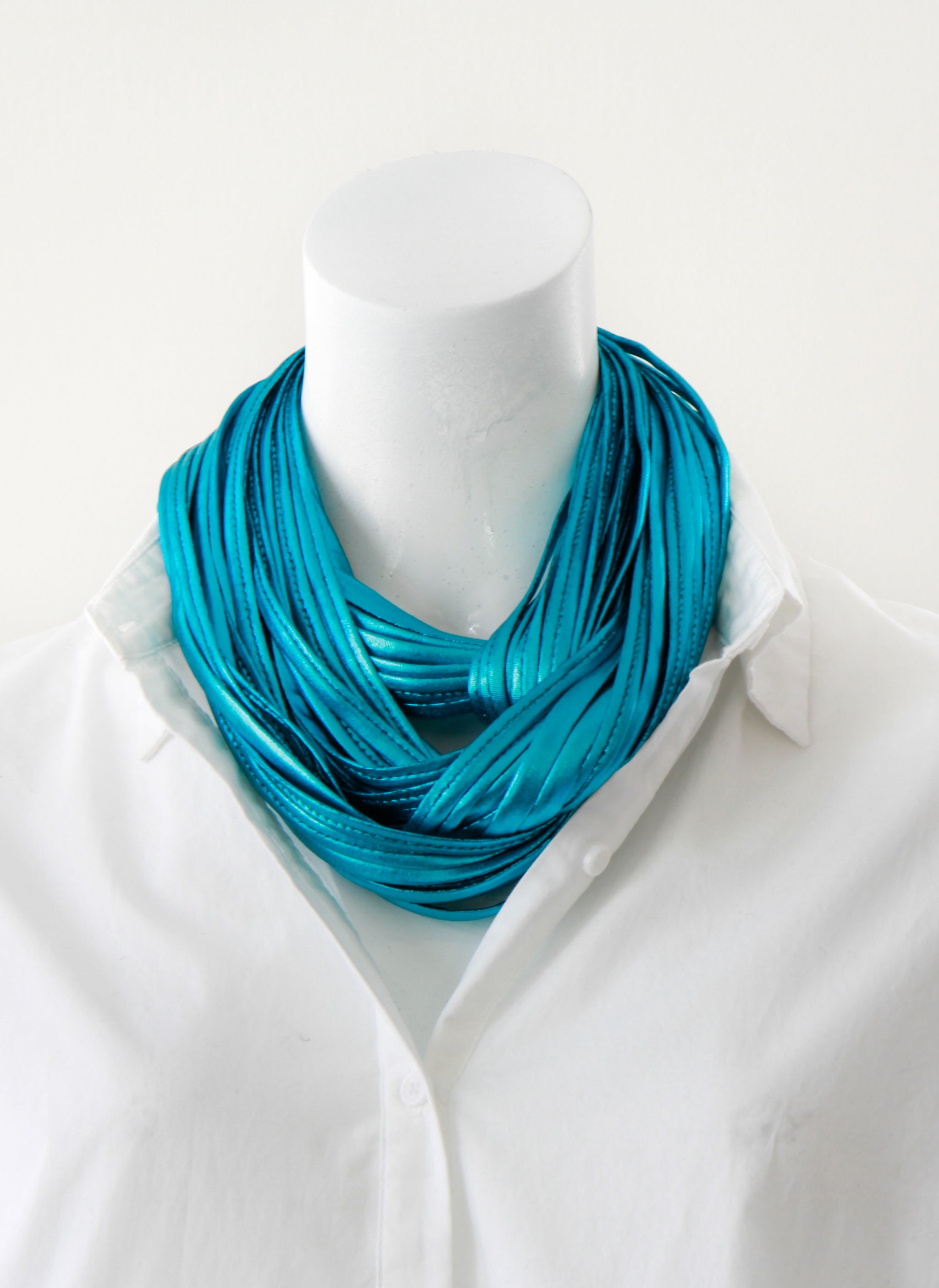 Turquoise Infinity Scarf Necklace 'Aquamarine' - Necknots